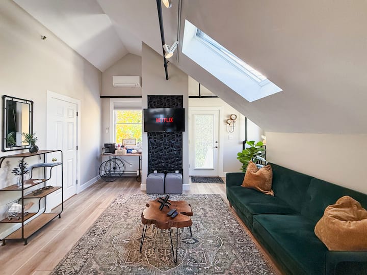 2-unit Salem Stay | Walk To Town + Beach - Long Beach Gloucester