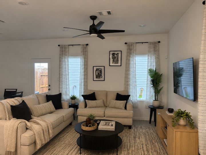 Sierra Vista Retreat - Sandy Point, TX