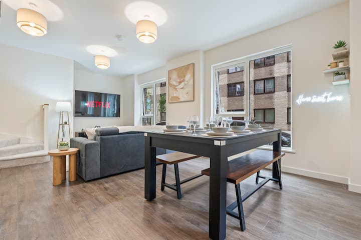 Harrow 3 Bed Duplex, Pool Table 4 Stops To Wembley - Ruislip