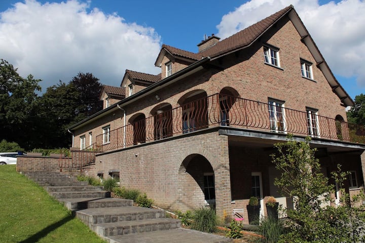 Petit Appartement Jolie Et Calme - Spa