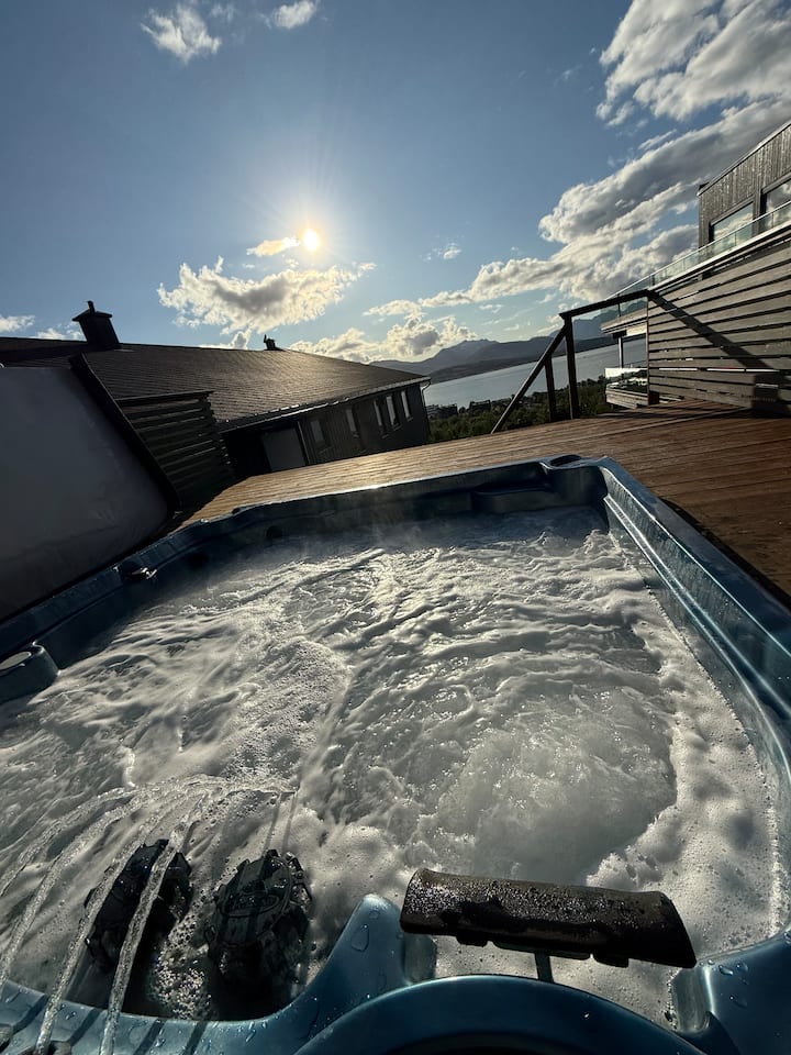 Modern Two-bedroom Apartment  Great Location - Tromsø