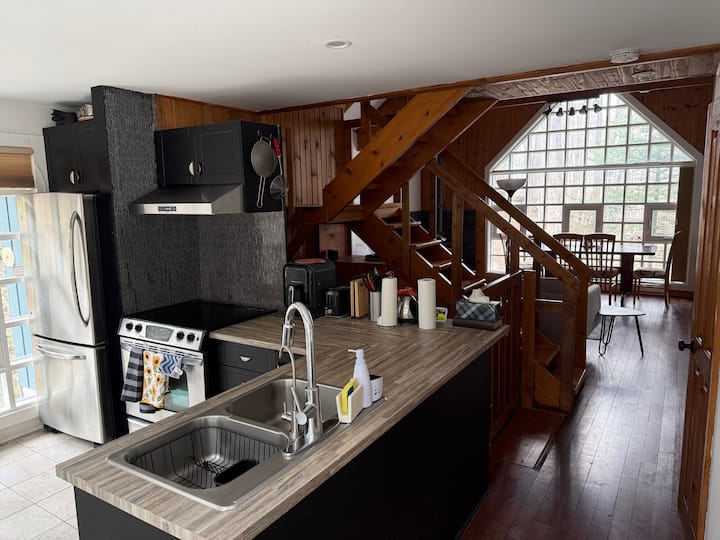 Piedmont  Furnished Rental Chalet (90+ Days) - Saint-Sauveur