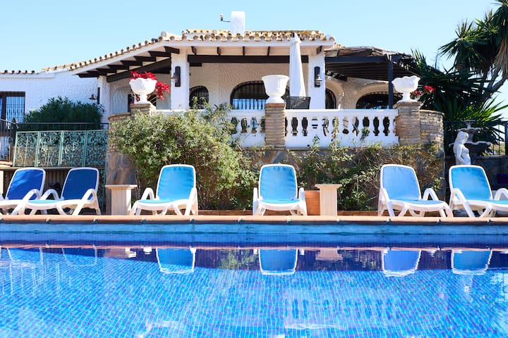 Dos Palmeras - Coín