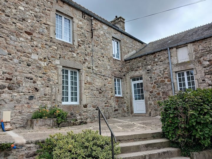 Maison Spacieuse Entre Campagne Et Mer - Portbail