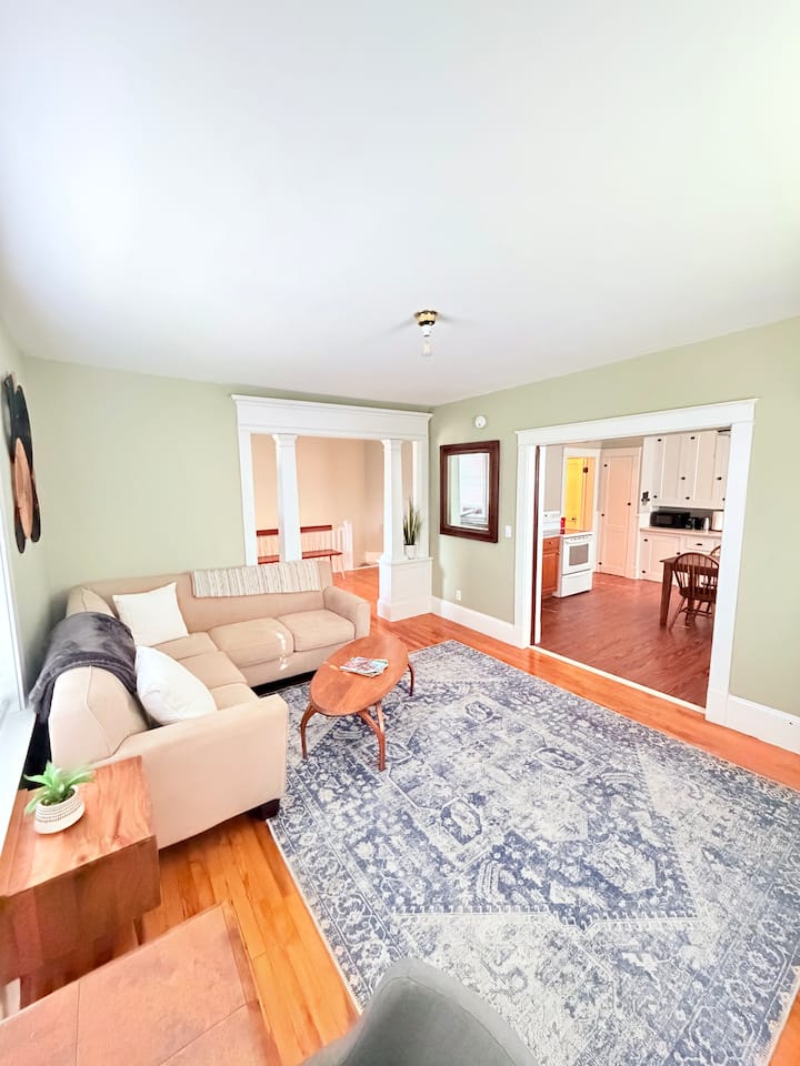 Janelle Suite 1bd/ 1b/ac/wifi/washer/dryer - Crescent Beach, Auburn