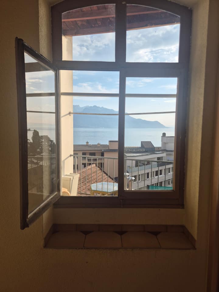 Studio With Balcony & Lake View - Vevey