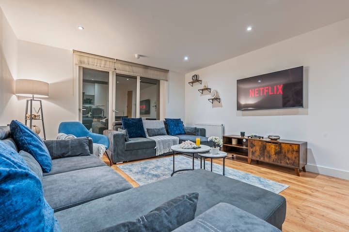 Cozy 2br Harrow | Sleeps 8 | Gym | Near Station - Watford