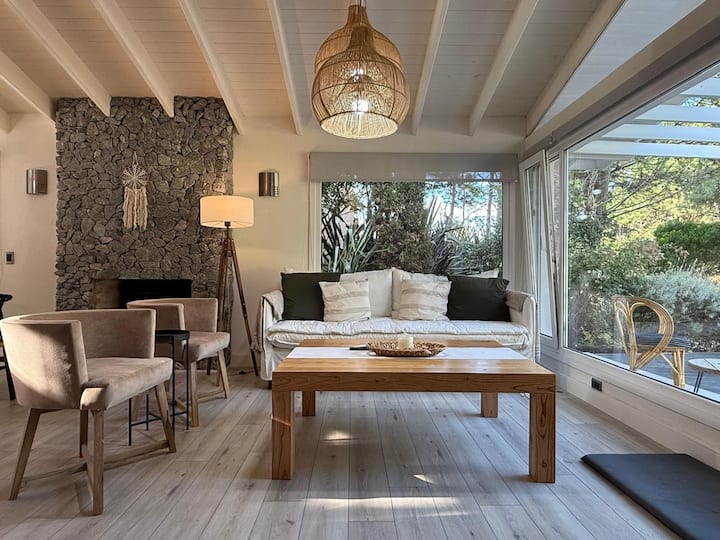 Casa Cómoda Y Espaciosa En Costa Esmeralda - Pinamar