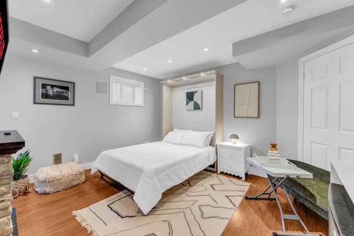 Luxury 1 Br Basement Apartment| Sleeps 2 - Brampton