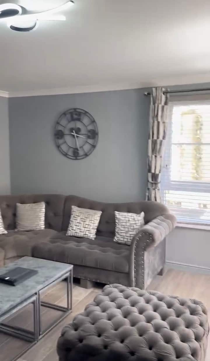 Metro Modern Escape | Central Edinburgh - Edimburgo