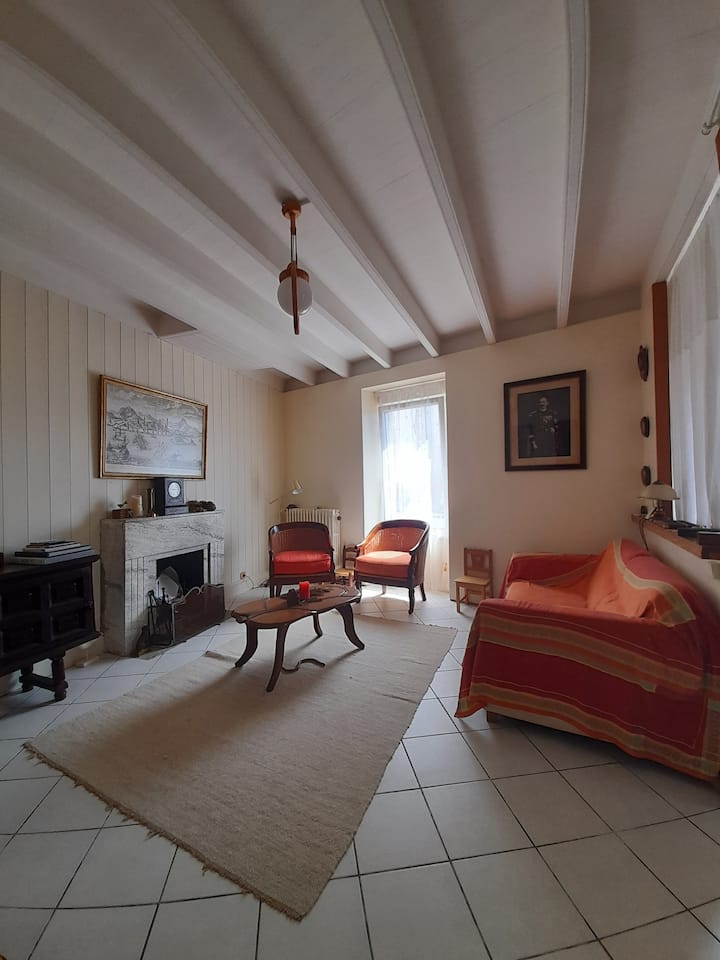 Maison De Pêcheur Avec Vue Sur Le Port Et Terrasse - Erdeven