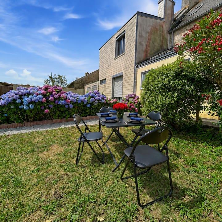 Charme Breton, Maison Familiale, Proche De La Côte - Douarnenez