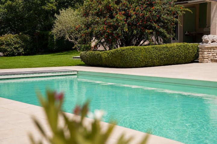 Chambre De Charme Avec Piscine Au Cœur Du Luberon - Apt