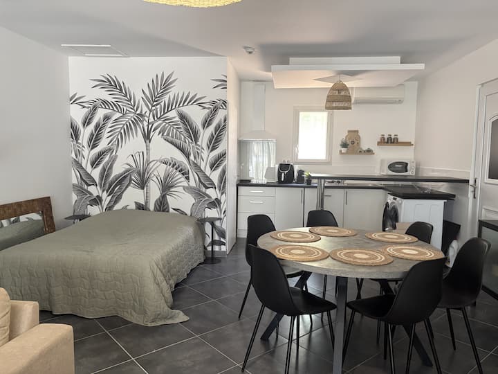 Appartement Spacieux Avec Jardin - Le Thor