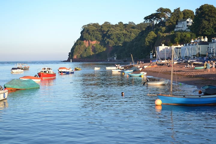 Beachfront Apartment, Shaldon - Teignmouth