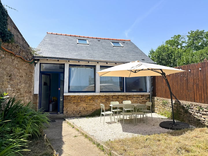 Maison De Charme Avec Jardin En Plein Cœur Dauray - Auray