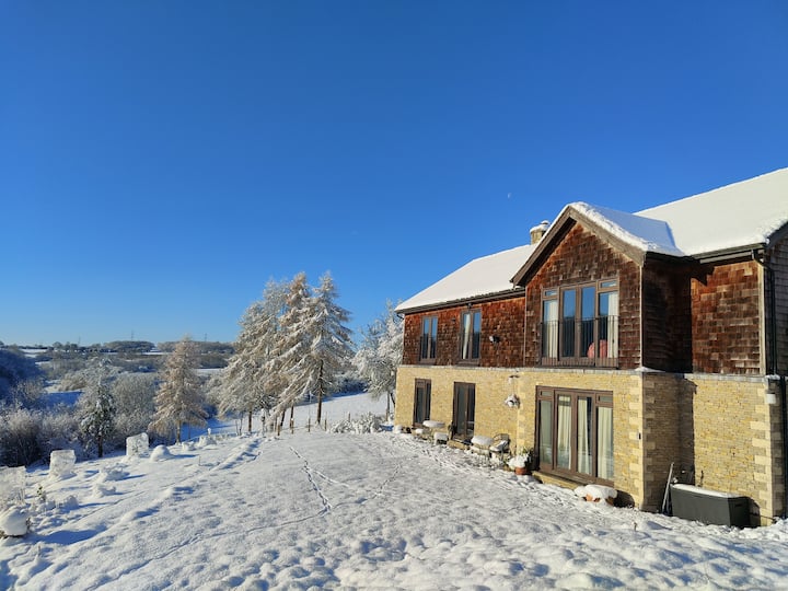 A Rustic Retreat In Nature - Winchcombe