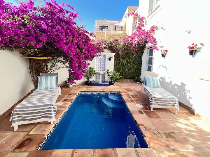 Villa Amira, Marbella Estepona - Costa del Sol