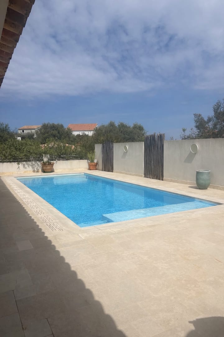 Villa Avec Piscine En Centre-ville - Belgodere