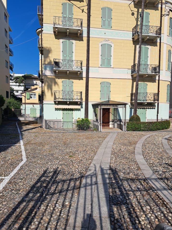 Gioia Mia.
Bilocale Centrale A Sanremo - Сан-Pемо