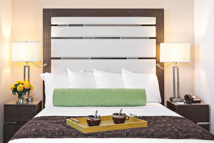 Atlantic Palace Suite. Boardwalk Family Experience - Atlantic City, NJ