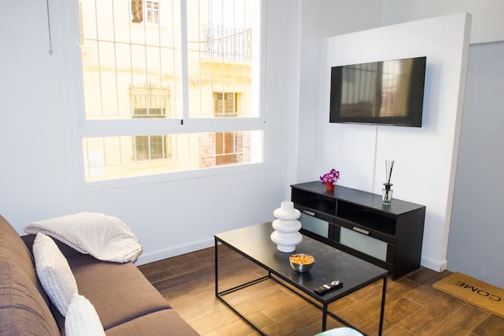 Parking +Ac + Near City Center & 2beds - Málaga, Spagna