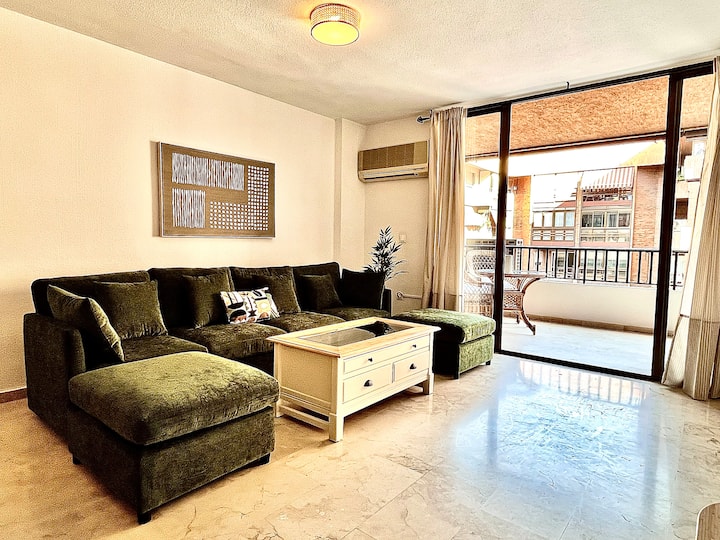 Alicante Center Oasis | Pool, Garage & Terrace - Alicante