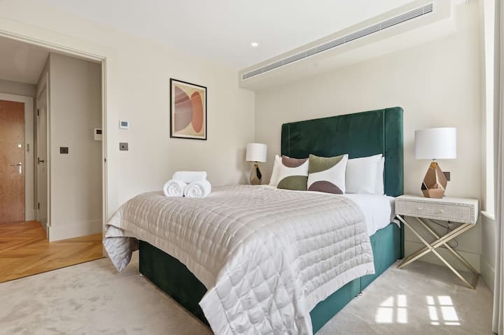 Cheyne Cedar L Luxury Chelsea Retreat With River - Chelsea