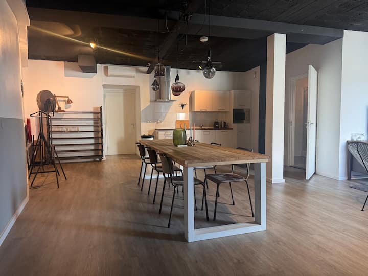 Rs 3 | Loft In The Middle Of The Center - エイントホーフェン
