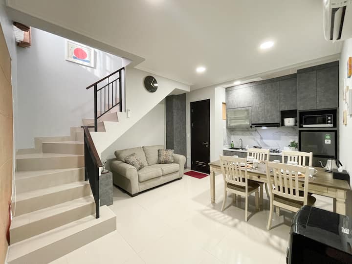 Cozy 2br Home @ Pik2 | Perfect Family Stay - Soekarno-Hatta Airport - Jakarta (CGK)