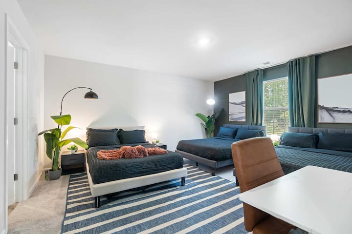 5br House | 11 Beds | Loft | Concord Mills - Harrisburg, NC