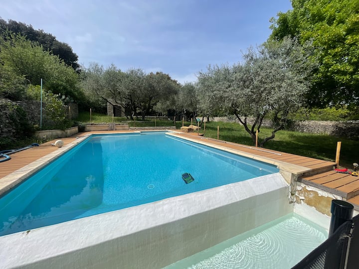 Maison Familiale Avec Piscine - Nîmes