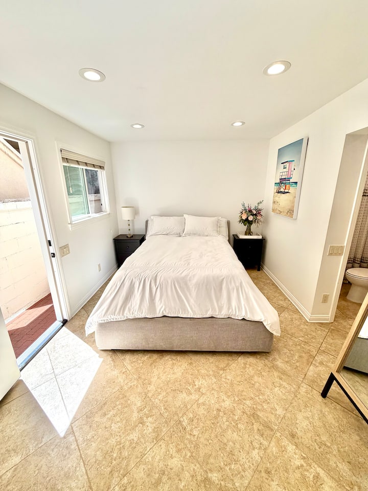 Corona Del Mar Getaway Beach Stay - Newport Beach, CA