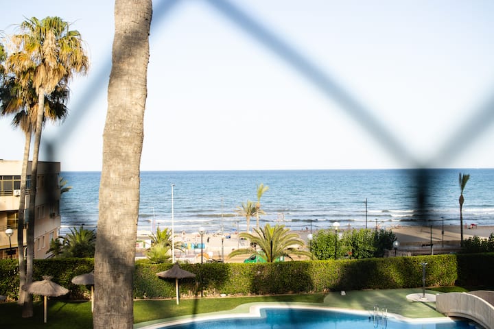 Apartamento Primera Línea En Playa De Muchavista - Alicante