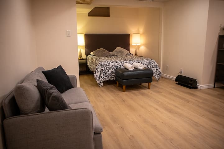 Fully Private | Cozy 1br Suite | Kitchen & Bath - Ajax