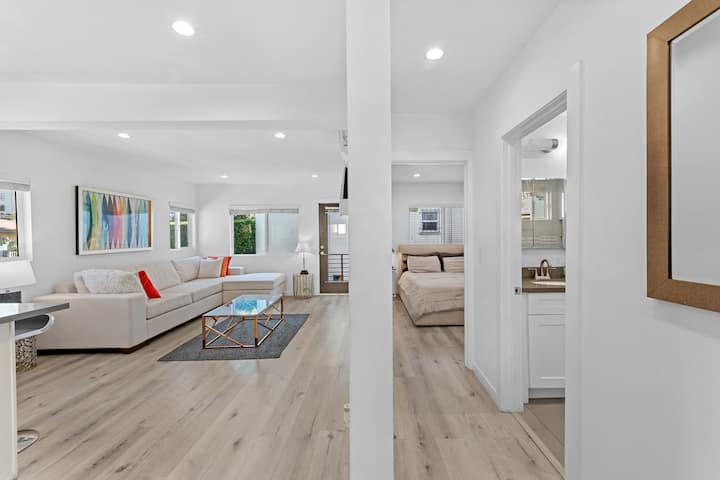 Oaks - Los Angeles, CA