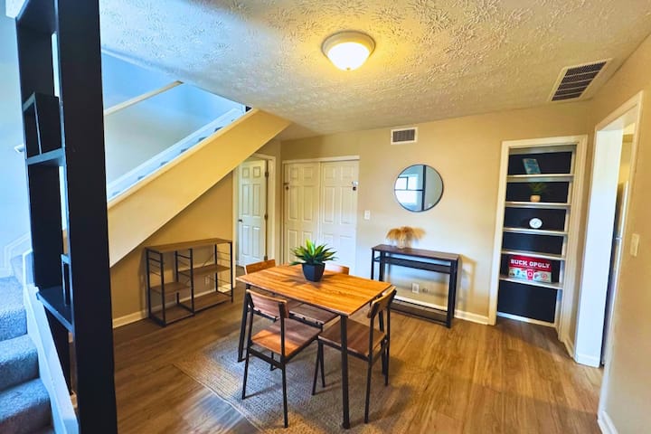 Apartment By Ohio State University | Pet-friendly - Columbus, OH