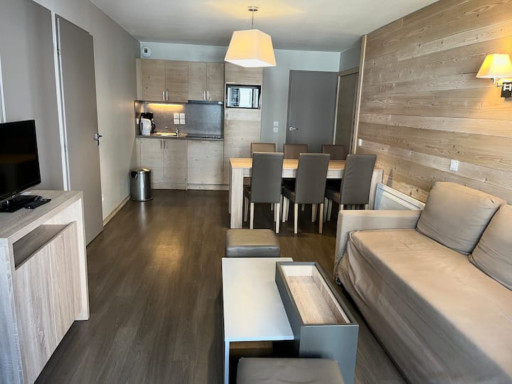 Appartement Spacieux · Départ Et Retour Skis Aux P - Flaine