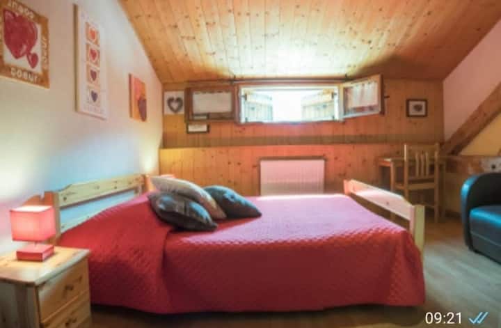 Chambre D’hôte Dans Une Maison De Village - Évian-les-Bains