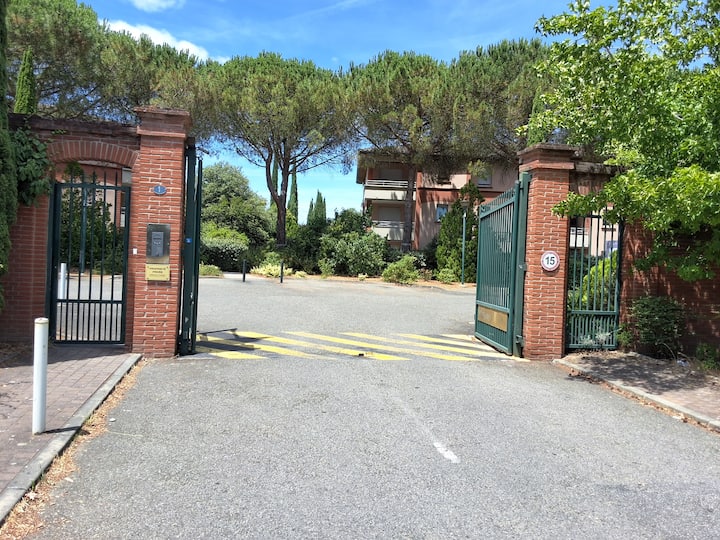 Charmant T2 Avec Terrasse, Piscine Et Tennis - Tournefeuille