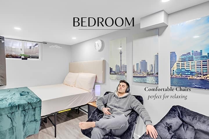 Scarborough Walkable Suite | Monthly Stays Welcome - Toronto