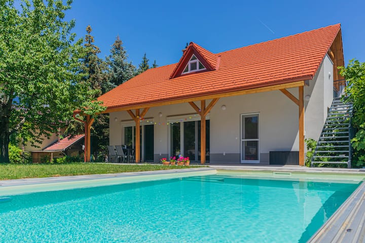 Fonyód Relax 1br Suite. W Pool & Ac By Nw - Lake Balaton