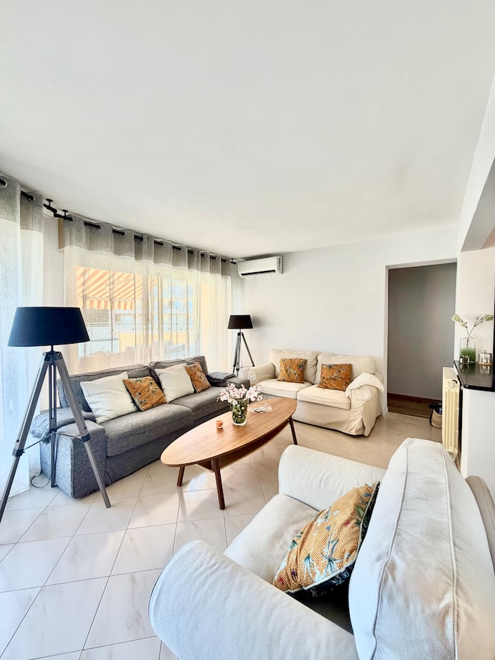 Stunning Terrace & Monaco Access - Free Parking - Beausoleil
