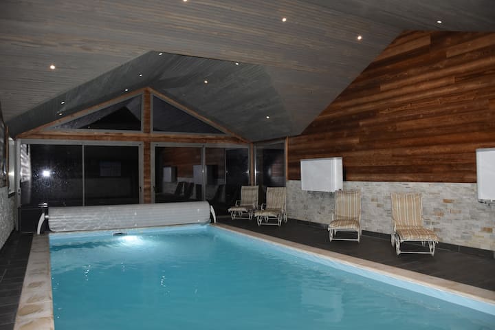 Gite Haut Jura, 7 Personnes, Piscine Chauffée - Bois-d'Amont