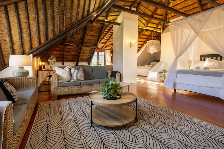 Cliff Rock Hermanus : The Westcliff Hidden Gem - Hermanus