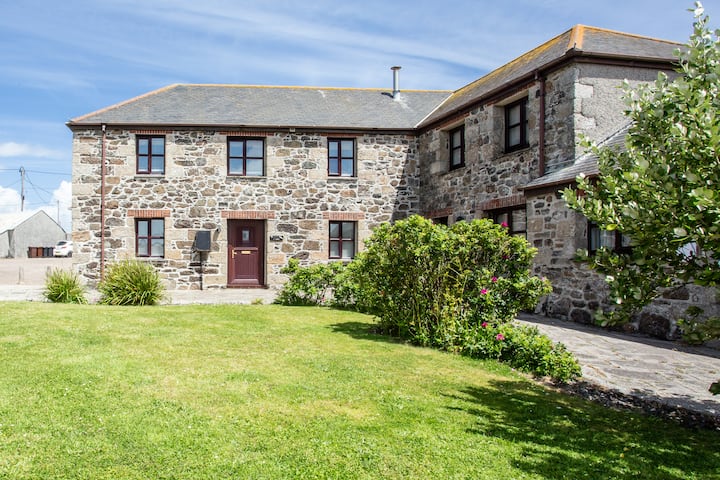 Bass Cottage By Porthleven And Lizard Holidays - Lizard