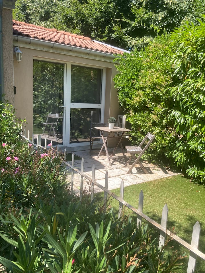 Petite Maison Individuelle Climatisée (Studio) - Messimy