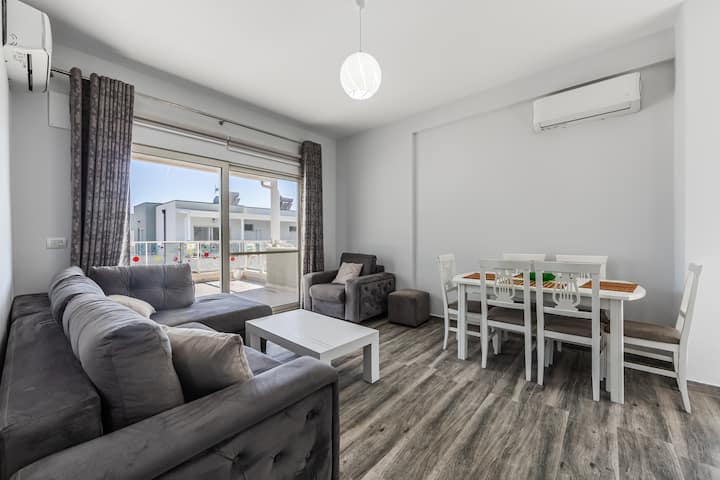 Spacious Apartment Near The Beach | Gjiri I Lalzit - Albania