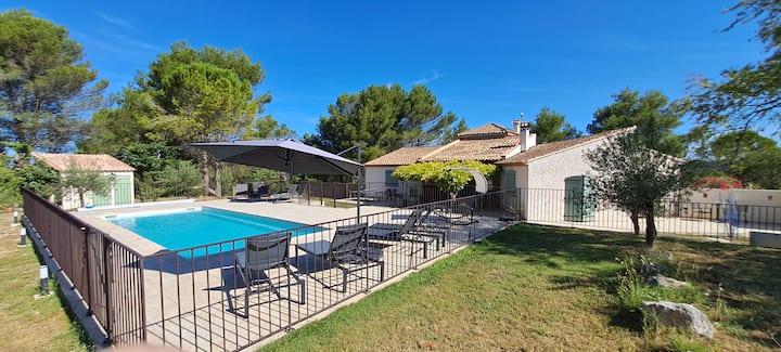 Villa Au Clame En Pleine Campagne Provencale - Venelles