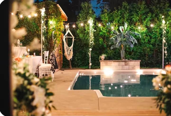 Luxury House With Private Pool - Longueuil